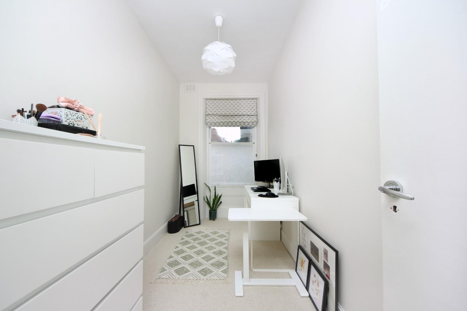 2 bed flat for sale in Creffield Road, W5 | Go View London